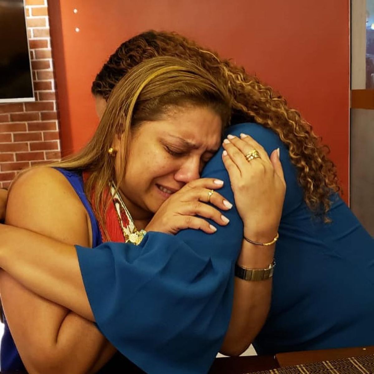 Hugs Campaign - Wonder Women Tech